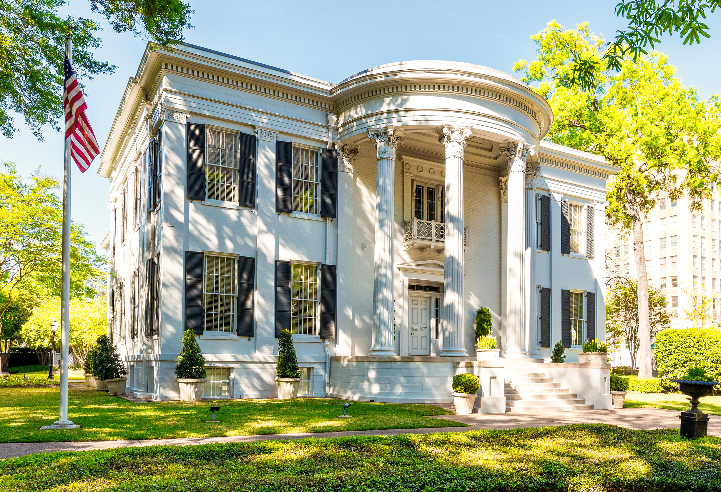 Mississippi Governor’s Mansion Reopens for Tours April 1 | Mississippi ...